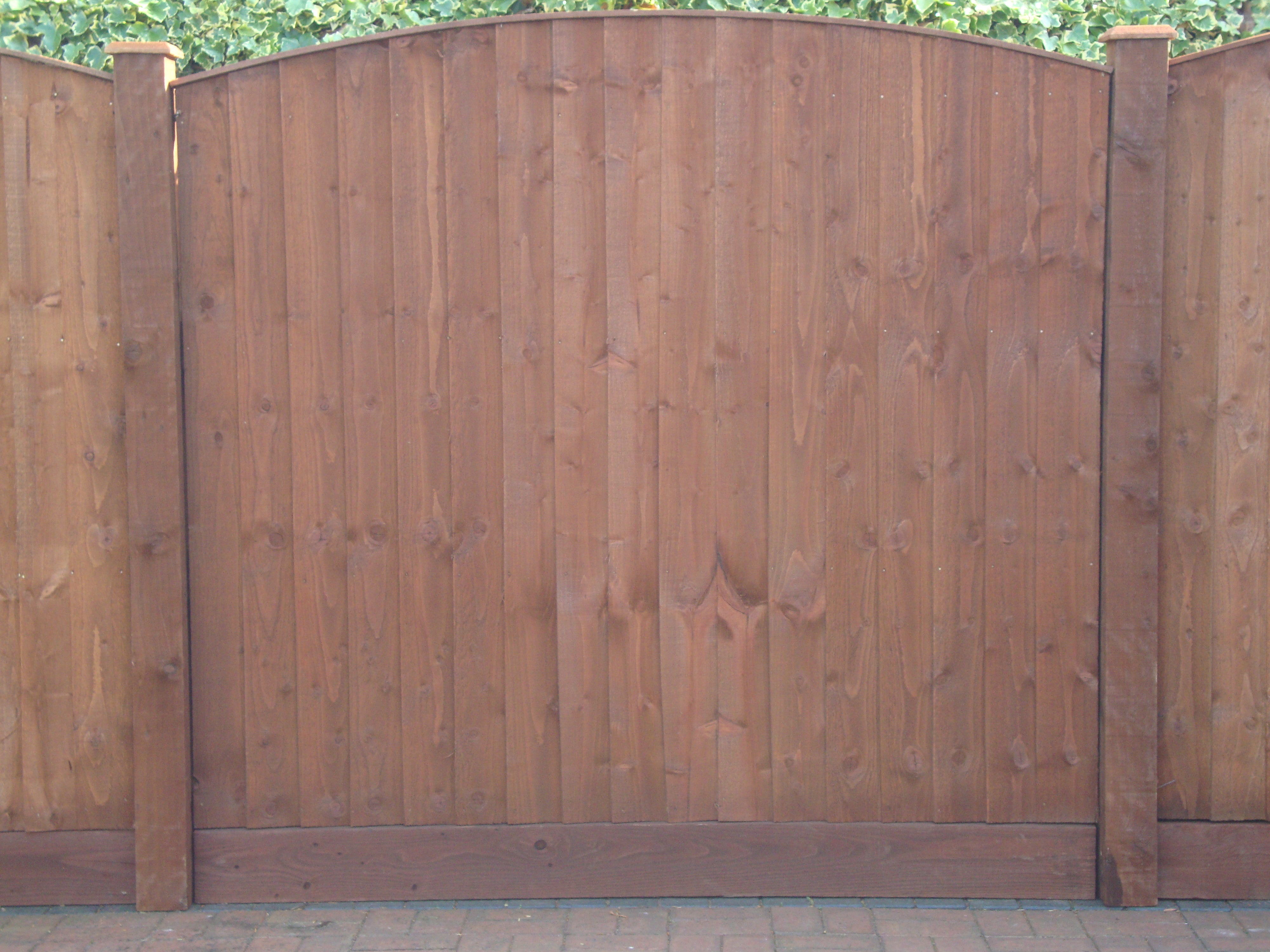 6ft x 3ft 6" Arch Top Feather Edge Fence Panels - Formby Timber ...